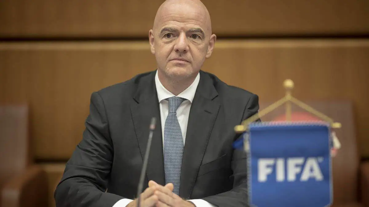 Infantino: «Ijtimoiy tarmoqlarda futbolchilar yoki murabbiylarni ...